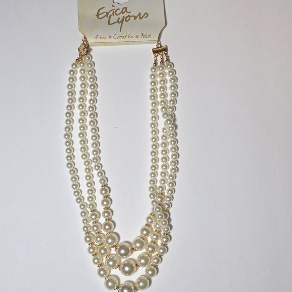Erica Lyons | Jewelry | Erica Lyons Pearl And Gold Necklace | Poshmark